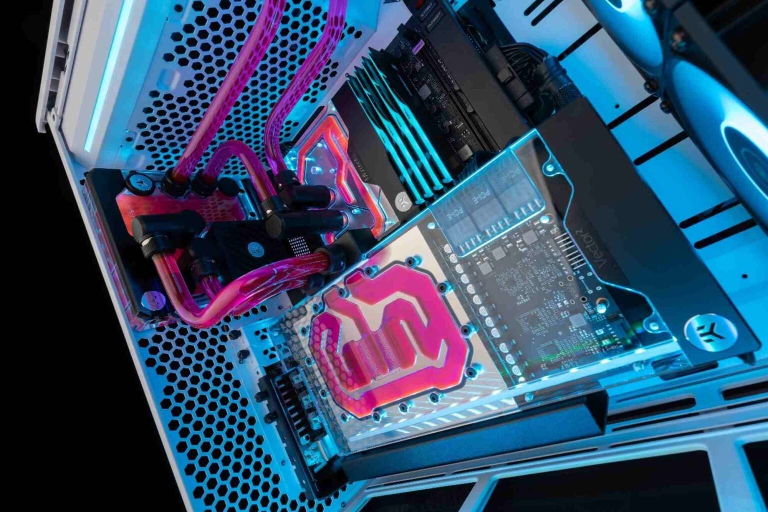 Join Classic & Cool in One Loop